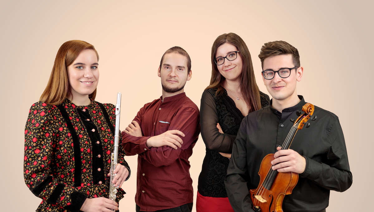 Varga Abigél-Pethő Rebeka-Szőcs Henrik-Németh Gábor 2022-04-06 20:00